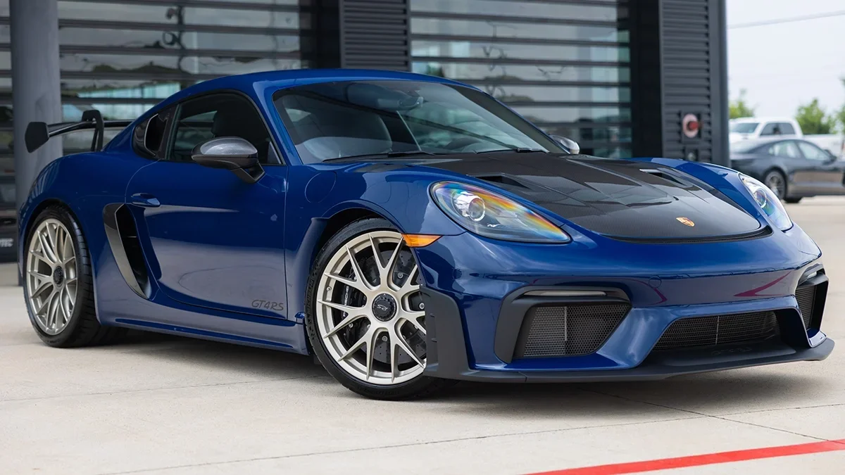 Customize Your Car with Porsche Paint-To-Sample | Porsche Little Rock